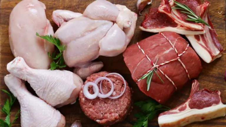 Do Pigs Eat Meat? | All You Need to Know! - Farm and Chill