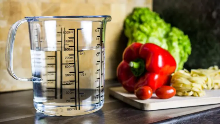 How Much Does Water Weigh? | All You Need to Know! - Farm and Chill